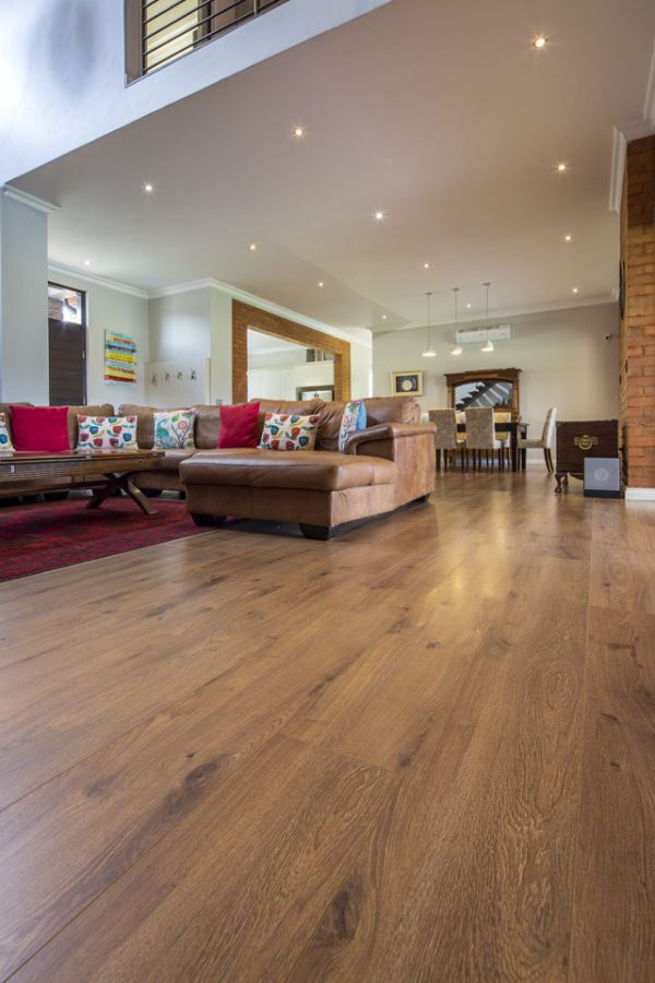 Project - Woodland Oak - Xanadu | Premium Laminate, Vinyl & SPC ...
