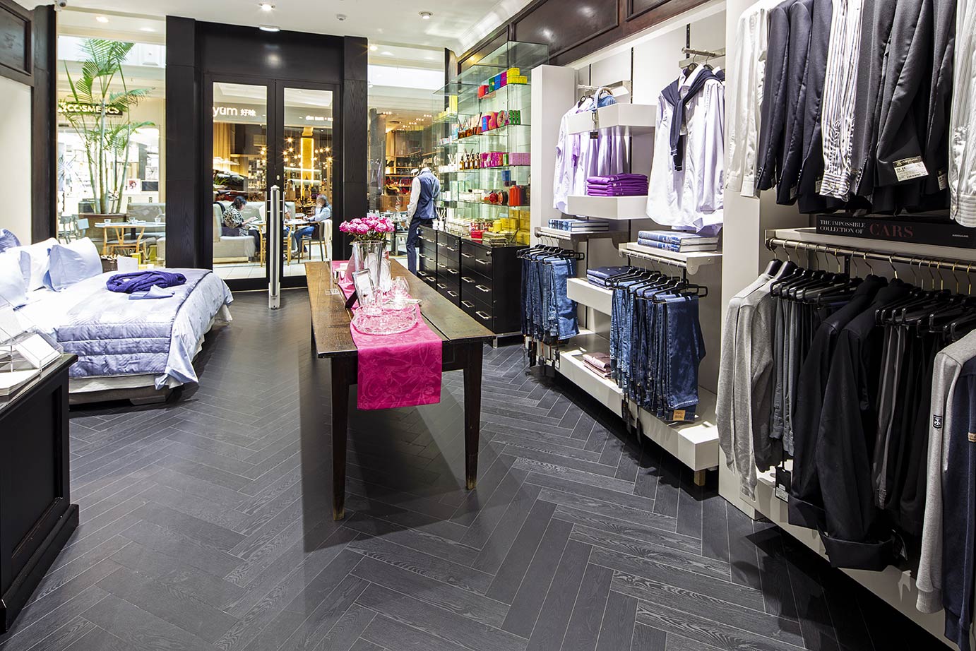 Black-Herringbone-Hydepark-Wish-Store_0376 | FINfloor