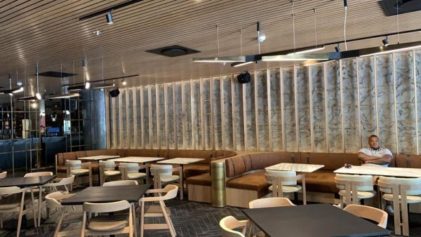 Project Solo restaurant Oak wall cladding | Finfloor